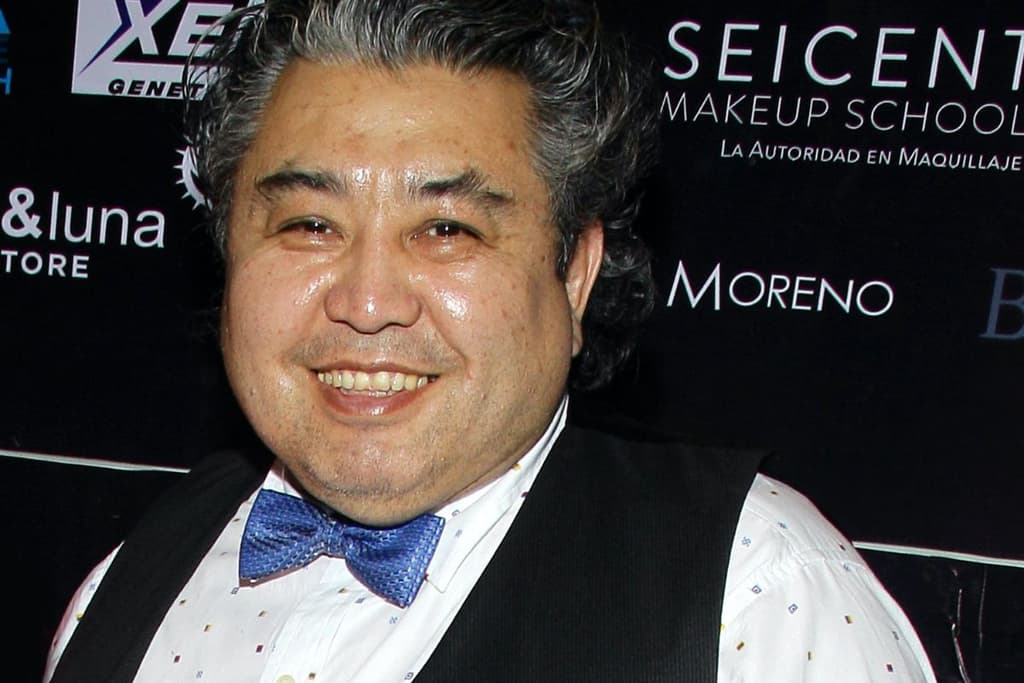 ¿Quién es Roberto Tello, actor que interpreta al novio de Martina en ...