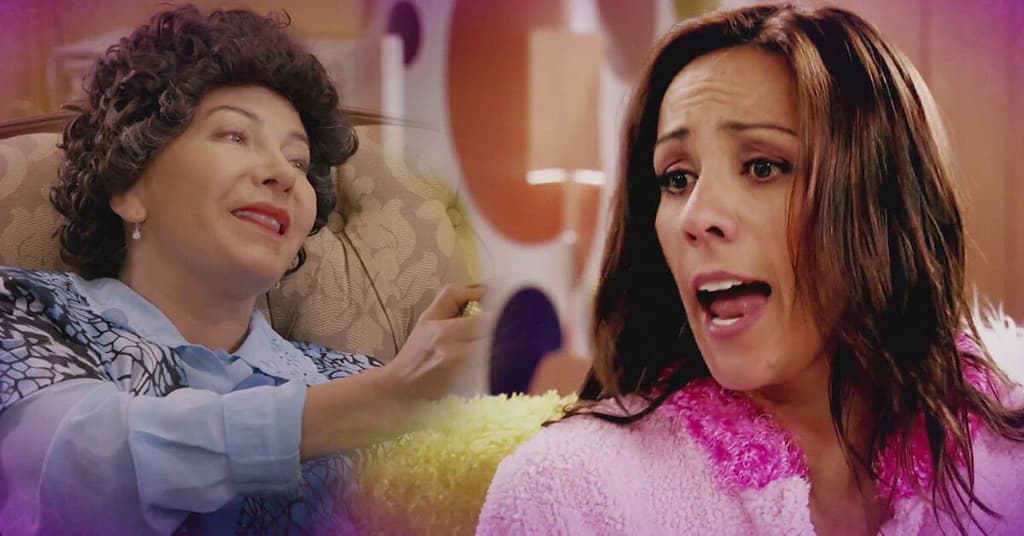 María de Todos los Ángeles Capítulo 6: "Compren, compren", Rosa salva ...