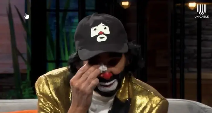 Cepillín llorando frente a cámaras al recordar su niñez: La escena más ...