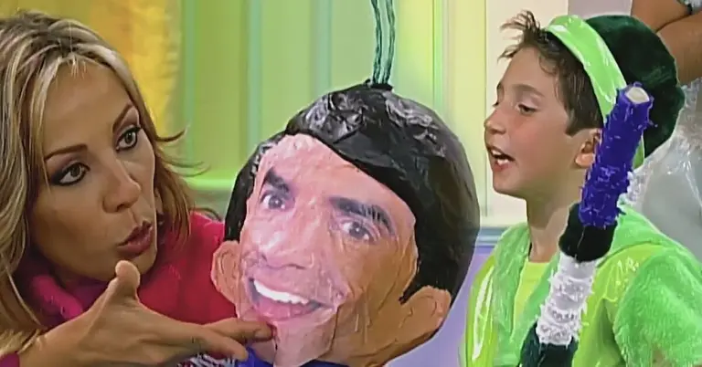 Federica le regala a Ludoviquito una piñata con la cara de Ludovico ...