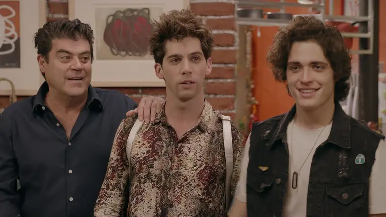 Fran regresó a '40 y 20' y reaccionó así al conocer a su hermano Lucas ...